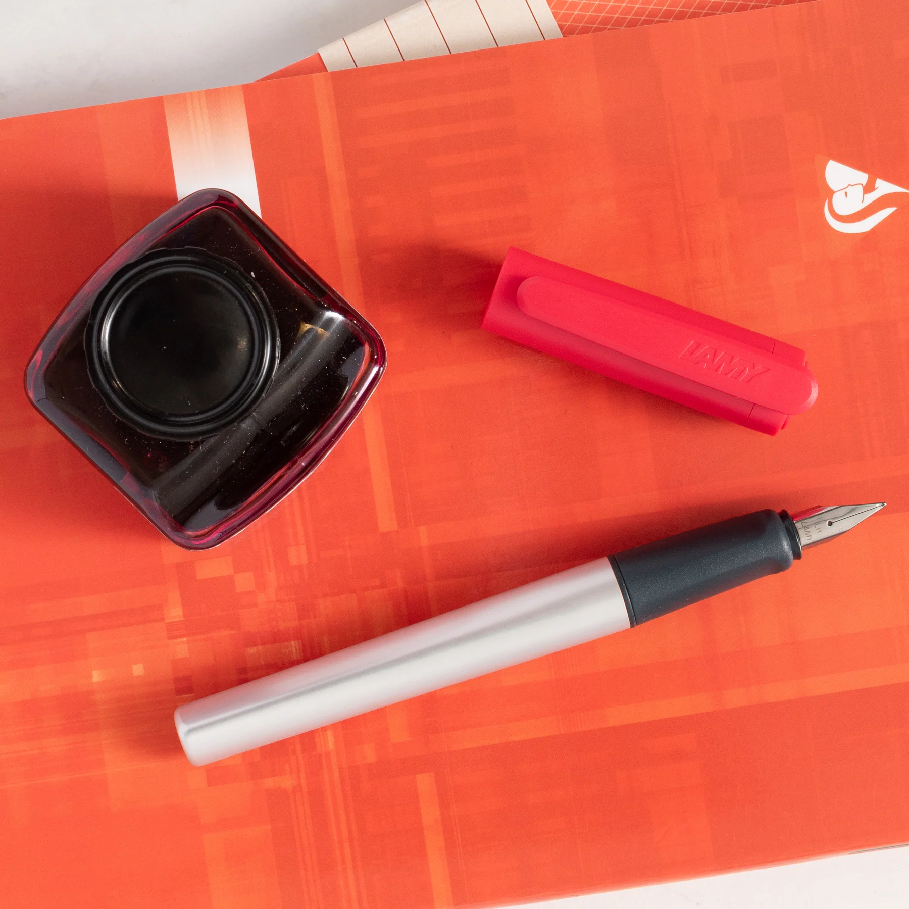 Lamy Nexx Crimson – Fountain Pen - Mod Pens